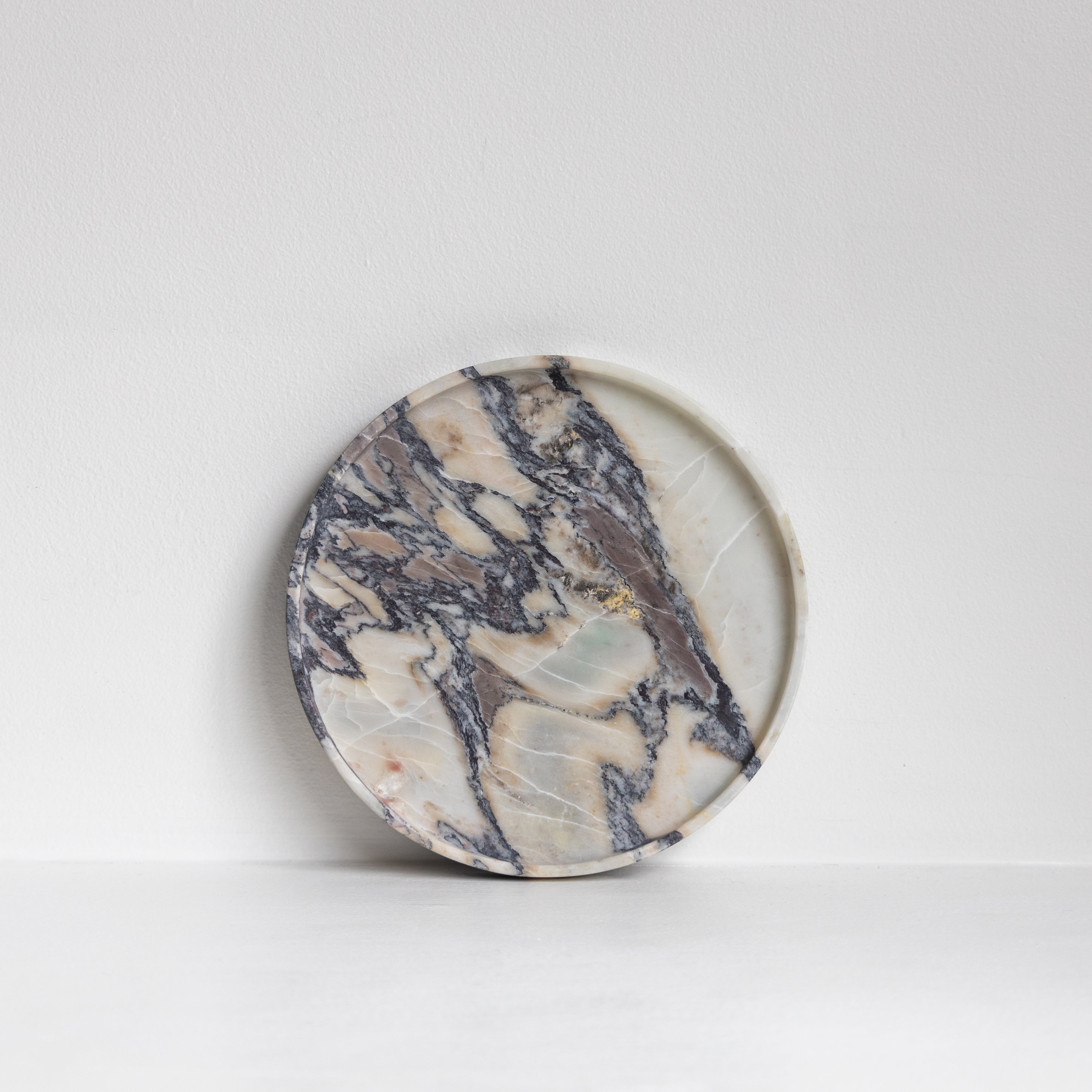 Riviera • Calacatta Violet – Otis