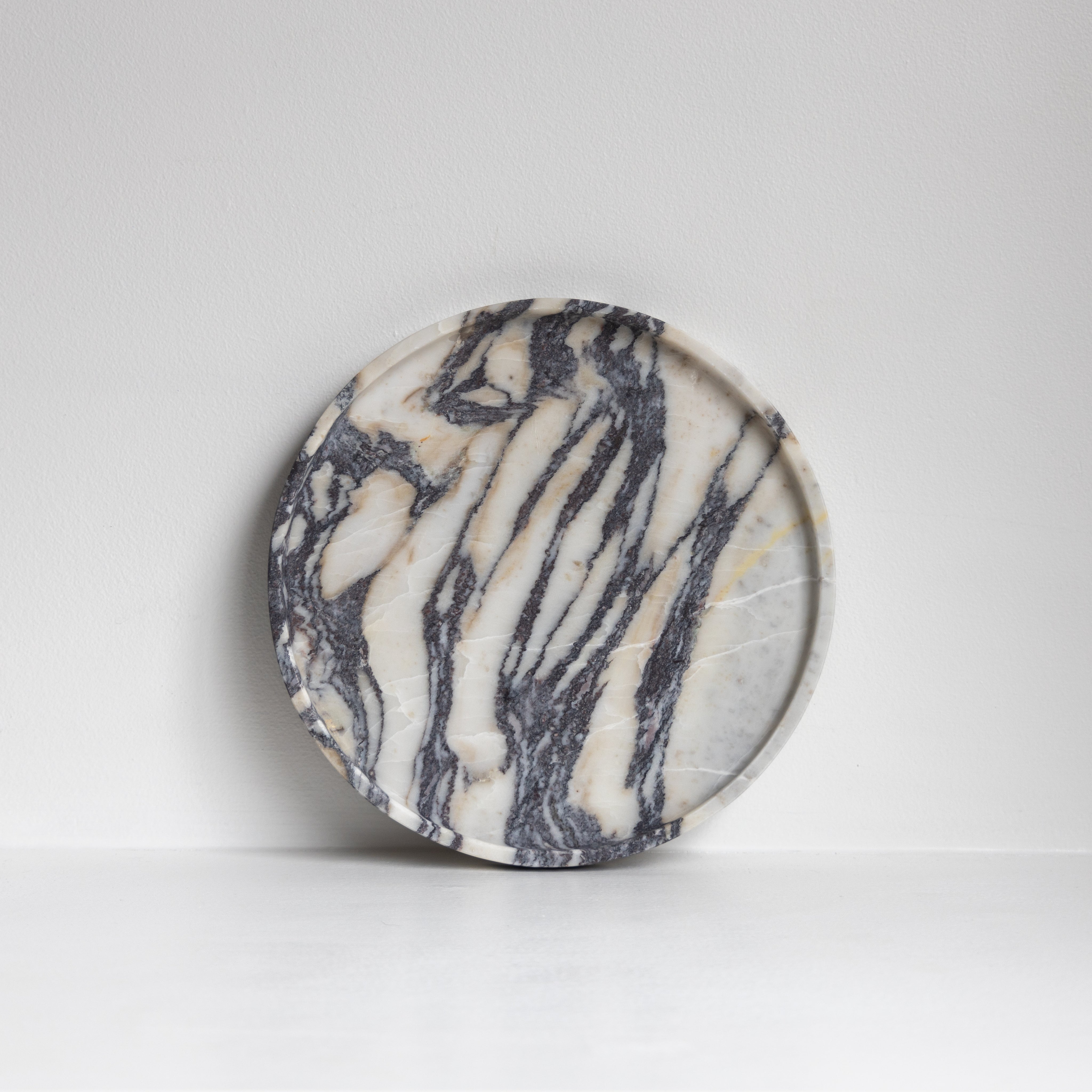 Riviera • Calacatta Violet – Otis